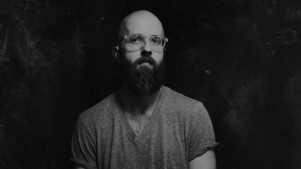 William Fitzsimmons covert "Love Will Tear Us Apart" von Joy Division