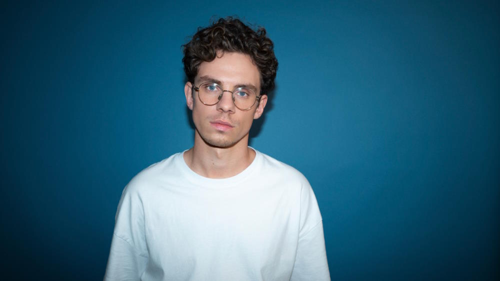 Kamrad - not good at playing love songs [EP] (Review)